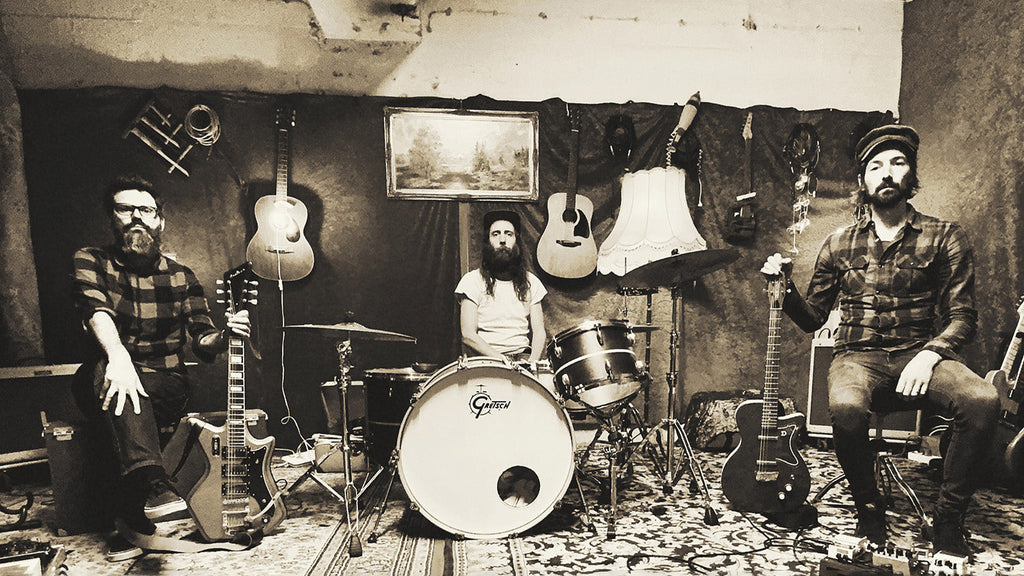 New Music: Pretty Lightning - Peek A Boo – Fuzz Club